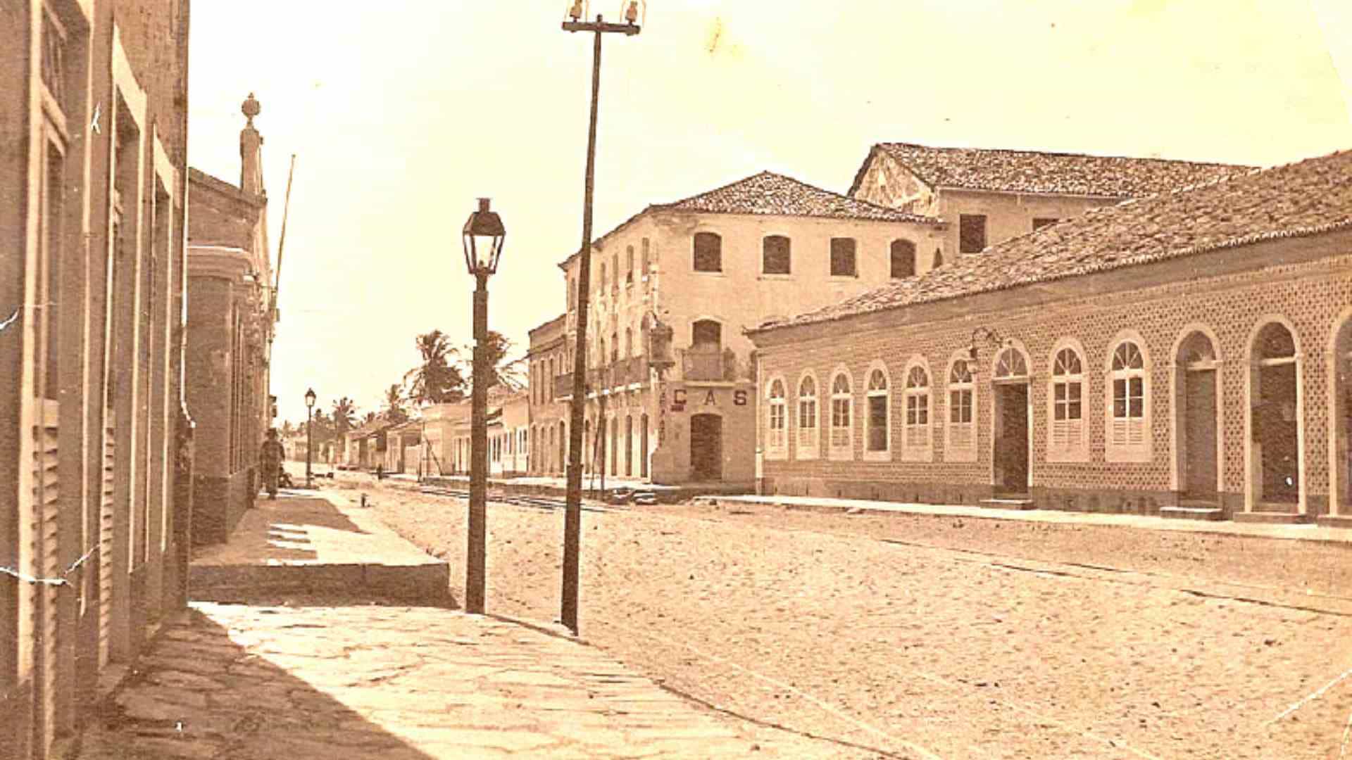 Simplício Dias e a M0EDA pra Nossa Senhora da Graça - Conheca Parnaiba